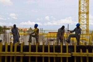 Navigating the Heat: The Importance of Hydration in Construction