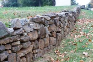 Creative Retaining Wall Ideas to Enhance Your Landscape - Stuck Arch
